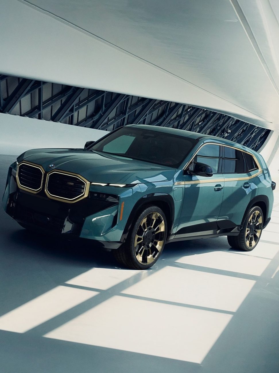 The BMW XM: A New Era of High-Performance Luxury Cars